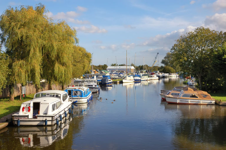 Broads Authority Moorings at Wayford Bridge - BroadsNet
