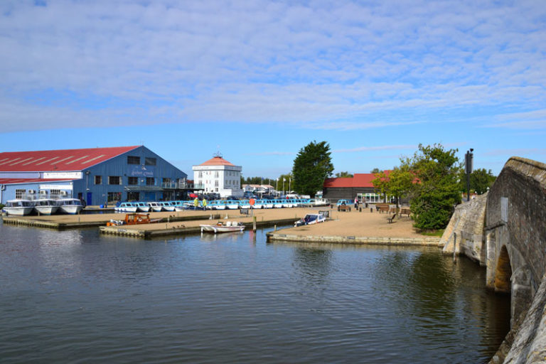 Potter Heigham - BroadsNet