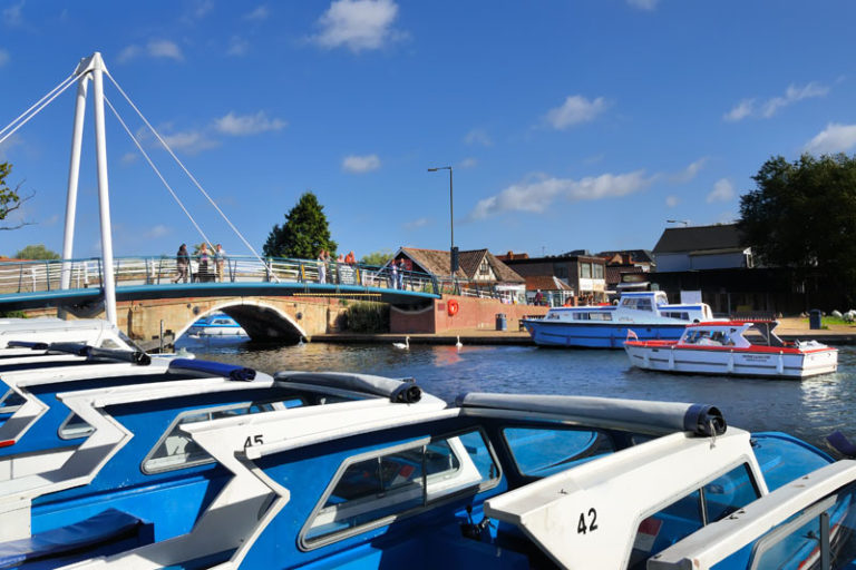 Wroxham Bridge and Granary Staithe - BroadsNet